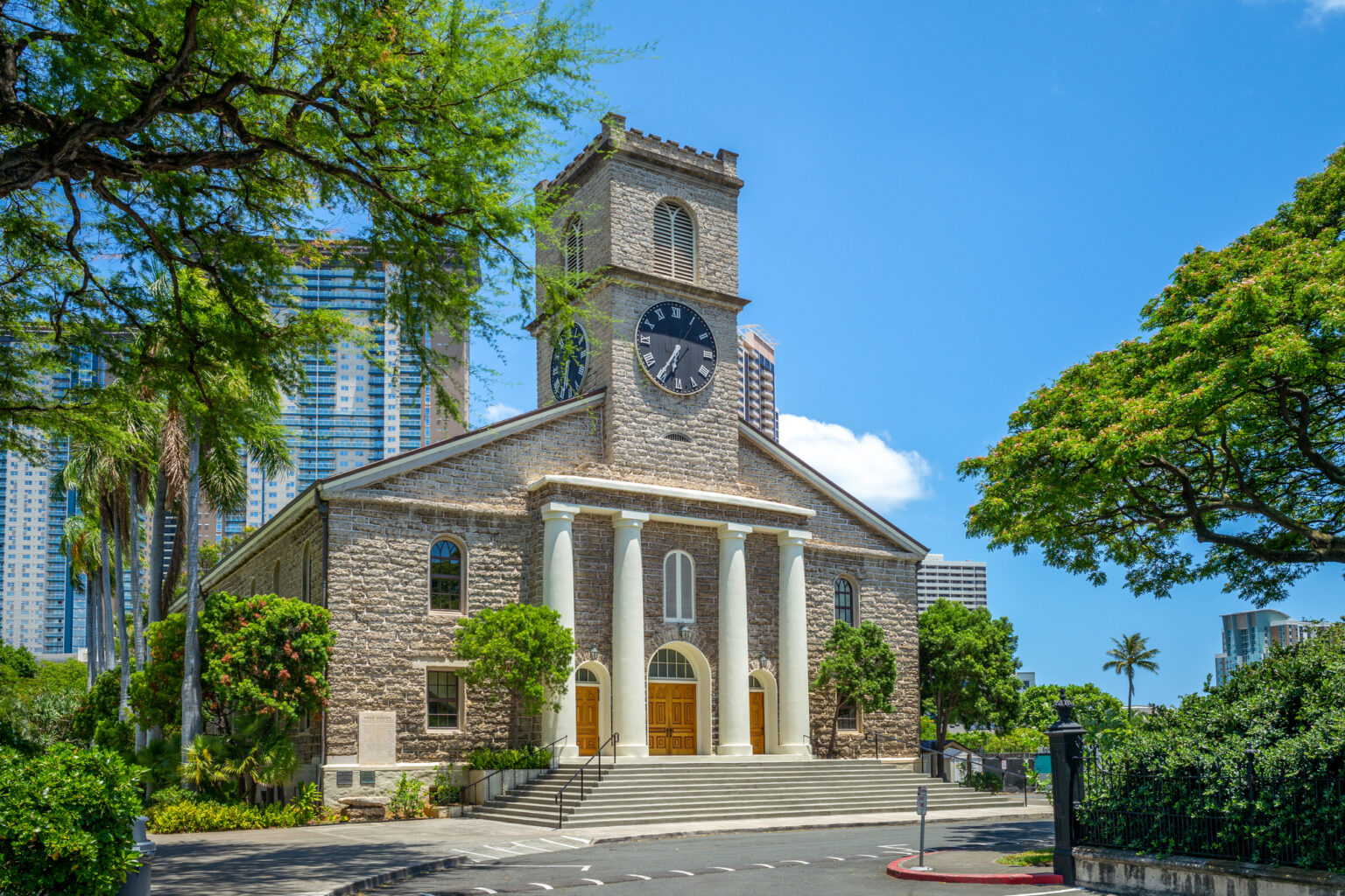 15 Historical Sites on Oahu (plus the best Oahu museums)